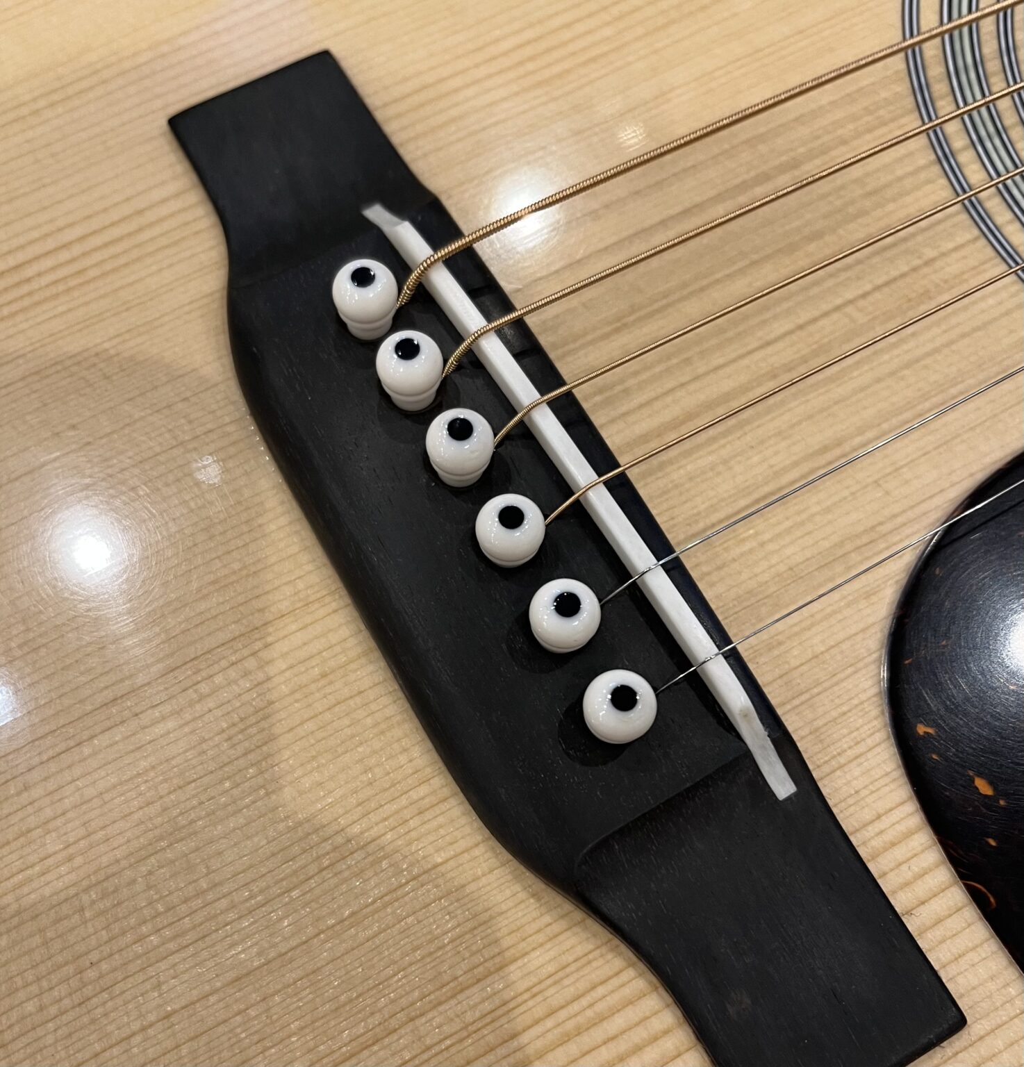 Martinの傑作「Authentic」シリーズとは | クロサワ楽器店公式ブログ