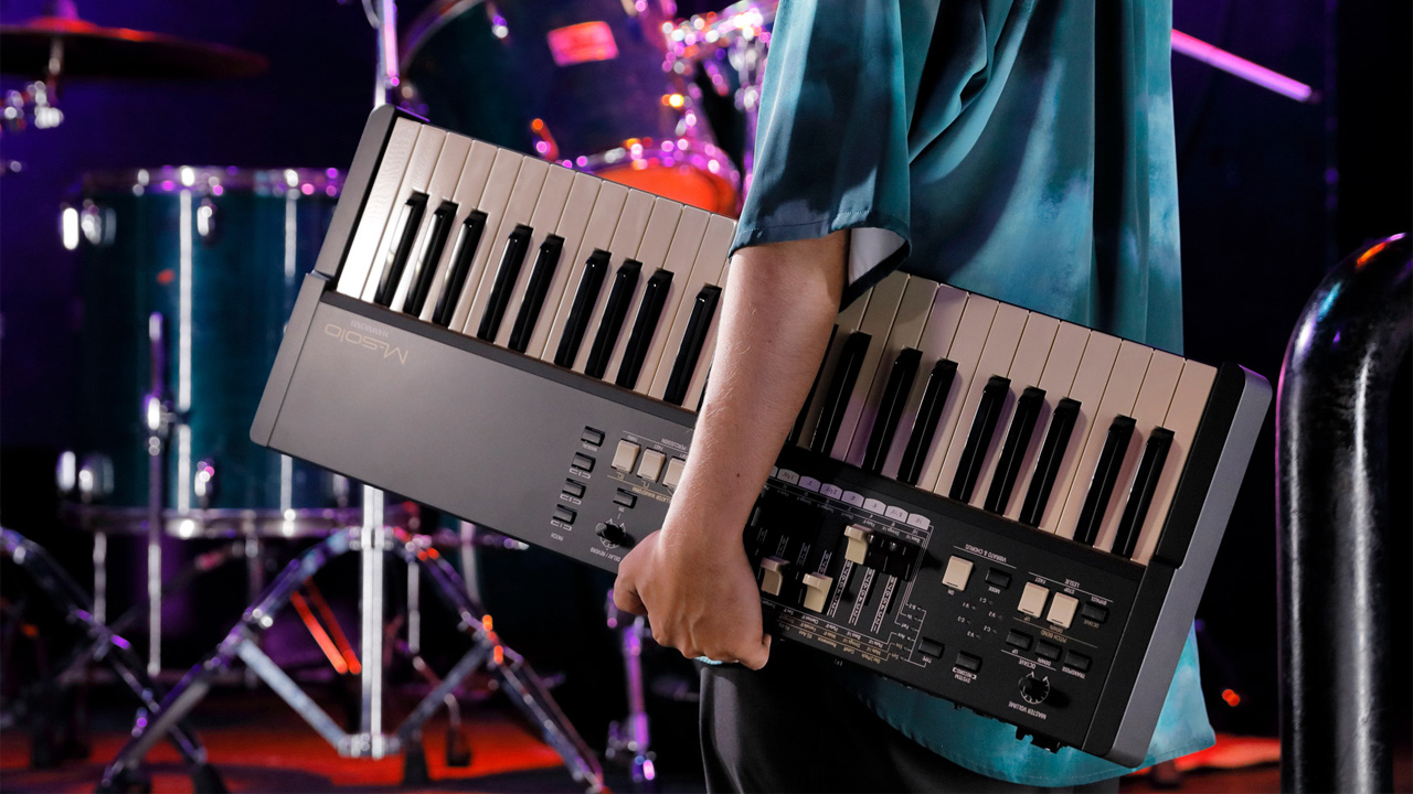 ハモンド史上最小最軽量のドローバーキーボード「M-solo」登場！ | クロサワ楽器店公式ブログ
