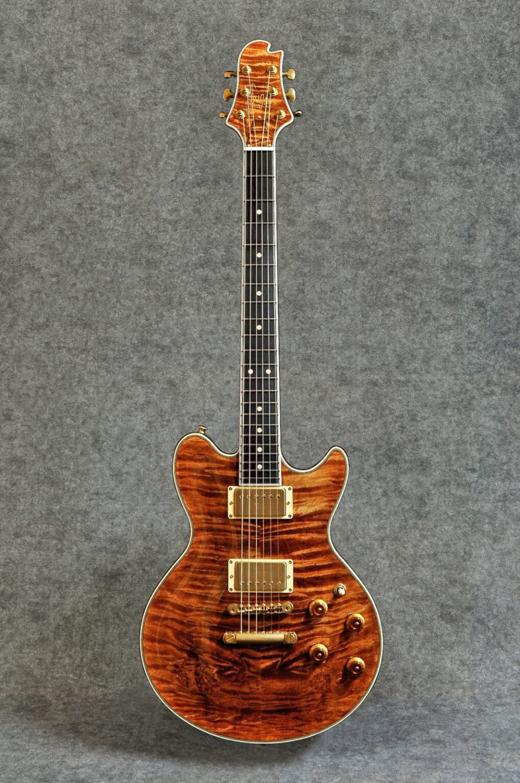 Sugi Guitars【国産ブランド紹介】 | クロサワ楽器店公式ブログ