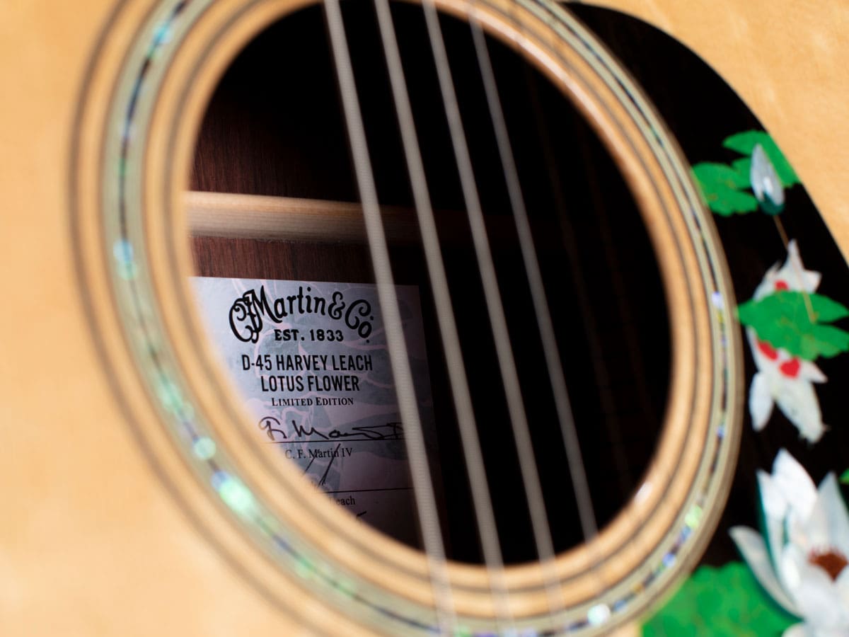 Martin D-45 HARVEY LEACH LOTUS FLOWER | 著名インレイアーティストハービー・リーチ氏とのコラボレーション ...