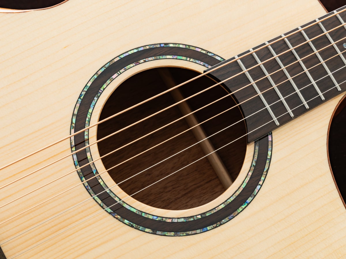 STAFFORD Modern Series | クロサワ楽器オリジナルブランド『STAFFORD』より豊かな鳴りと快適な演奏性を追求した新シリーズが登場！ | 【クロサワ楽器店オンライン ...