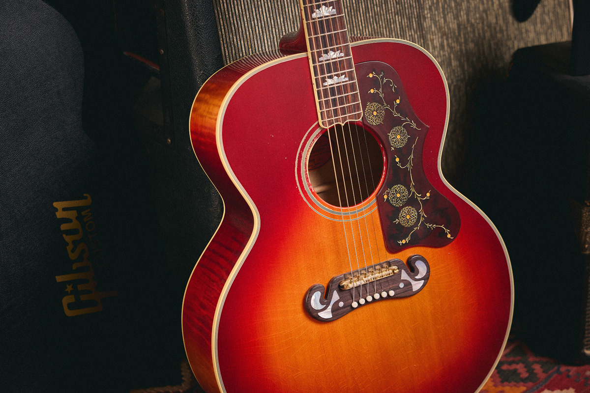 Gibson Acoustic Jimmy Page 1964 SJ-200 & Jimmy Page 1964 SJ-200 Collector's Edition | G-CLUB TOKYO